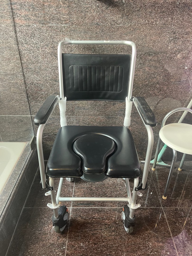 Detachable Chrome Commode, Health & Nutrition, Assistive & Rehabilatory ...