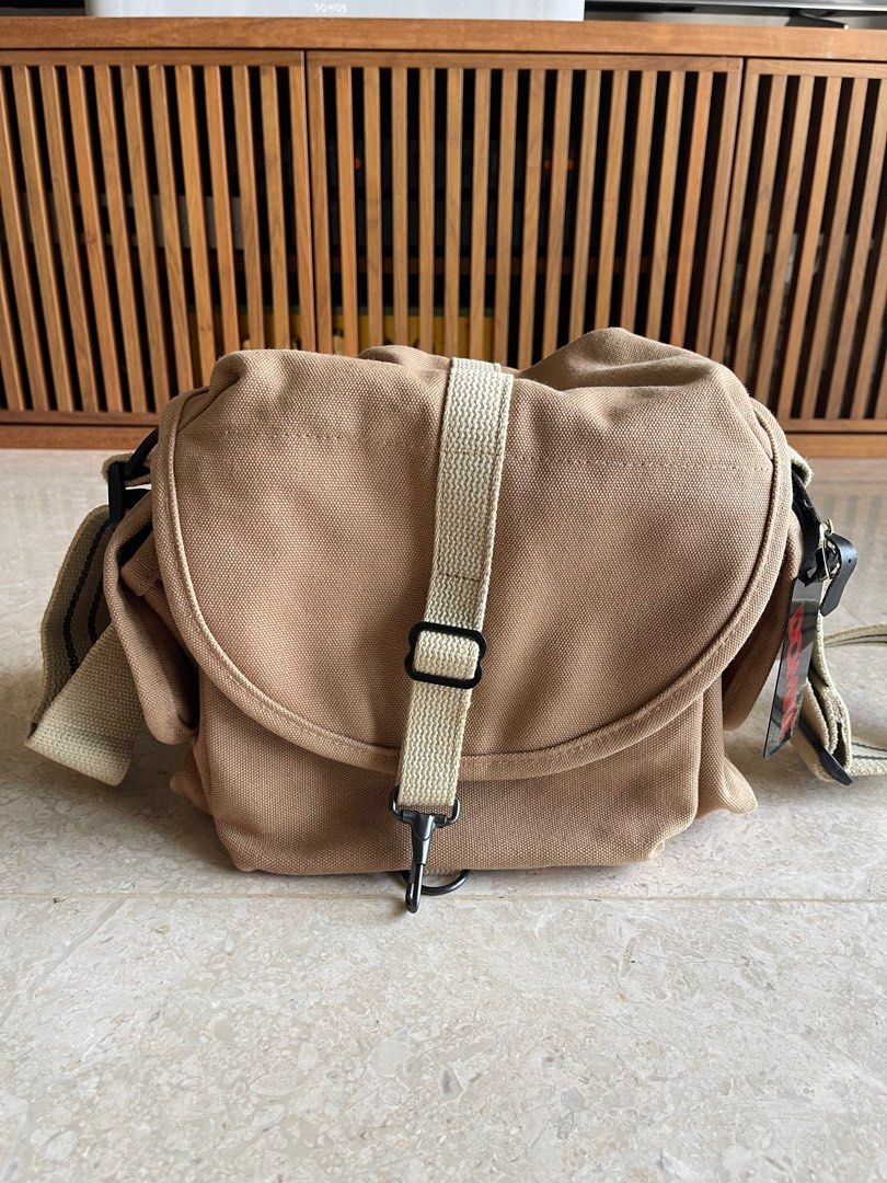 Domke F3 Super Compact Camera Bag in Sand color, Photography ...