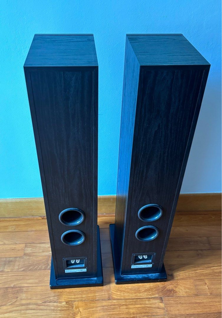 ELAC FS147 black speakers, Audio, Soundbars, Speakers & Amplifiers on ...