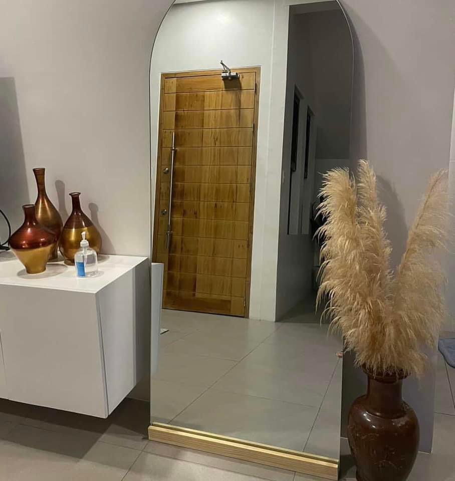 Full Body Mirror Aesthetic, Furniture & Home Living, Home Decor ...