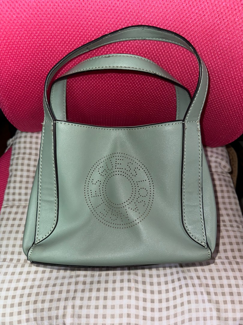 GUESS MINI TOTE/SLING BAG, Women's Fashion, Bags & Wallets, Tote Bags ...