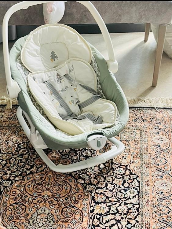 Joie Swing & Rocker, Babies & Kids, Infant Playtime on Carousell