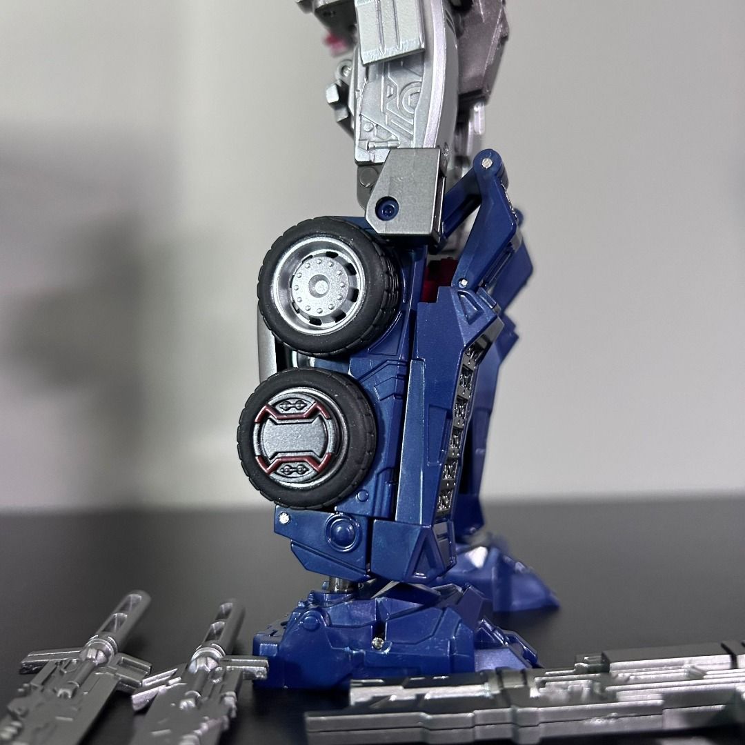 KO Transformers Optimus Prime BW TW1027 Bumblebee Movie, Hobbies & Toys ...