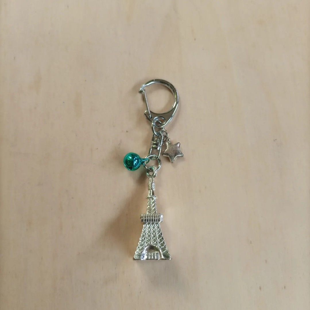 Menara Paris Keychain, Serba Serbi, Others di Carousell