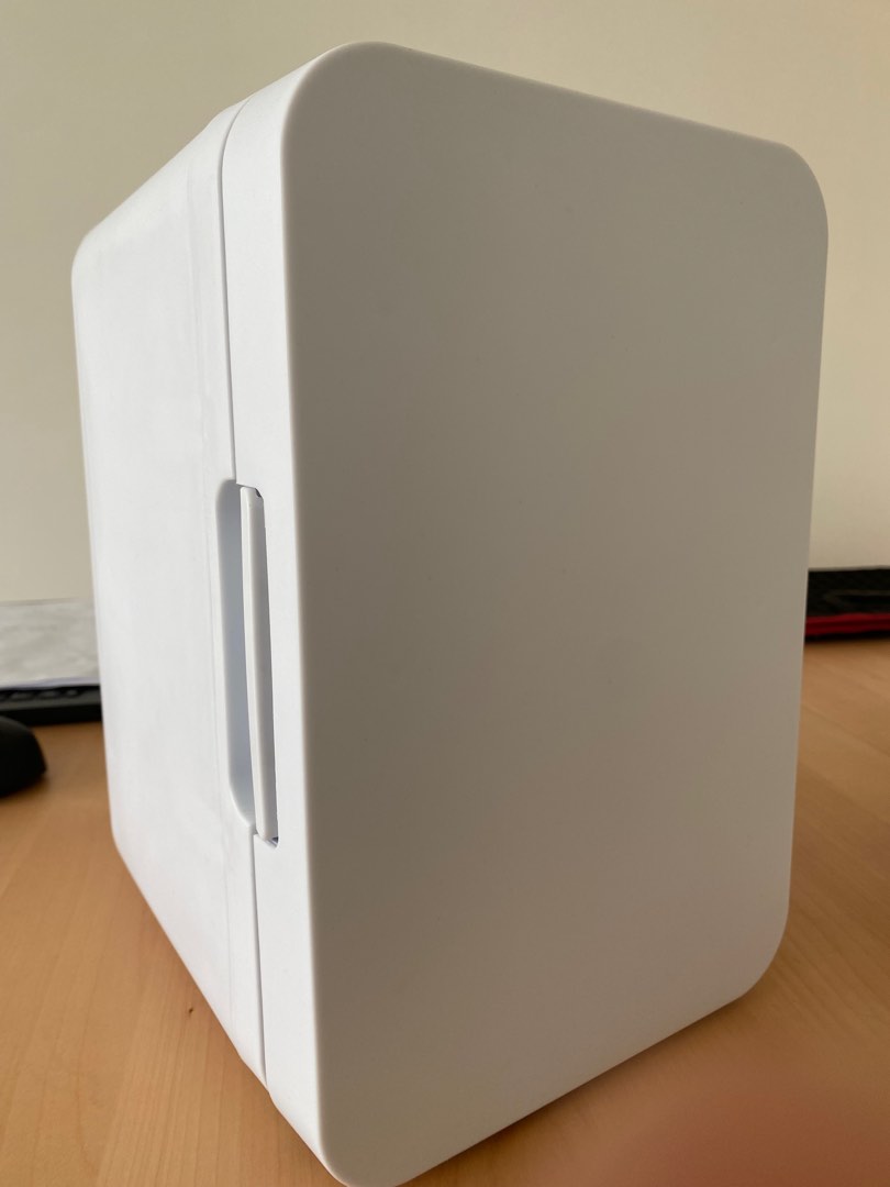 MINI Fridge 8L/Multipurpose Portable Mini Fridge , Outdoor/Indoor, TV ...