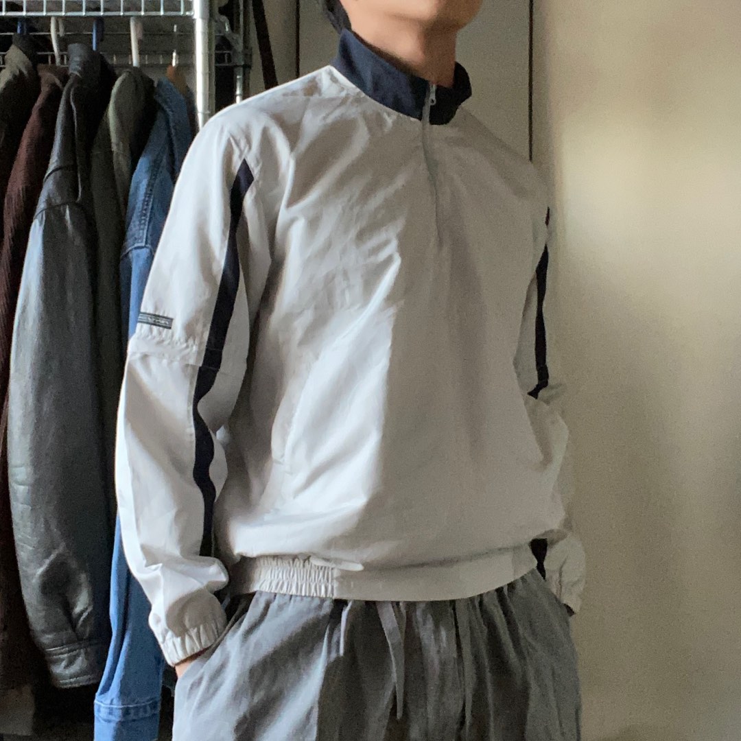 Mizuno Quarter Zip Jacket Detachable Sleeves, Men's Fashion, Tops ...