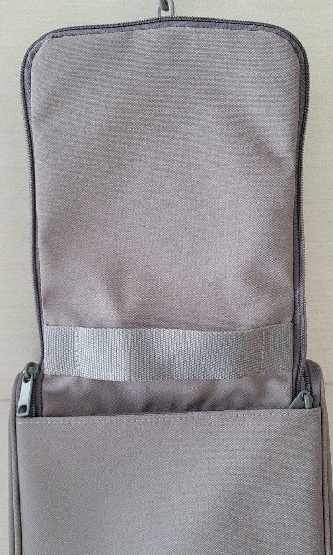 Muji Grey Hanging Box Case / Toiletries Bag, Hobbies & Toys, Travel ...