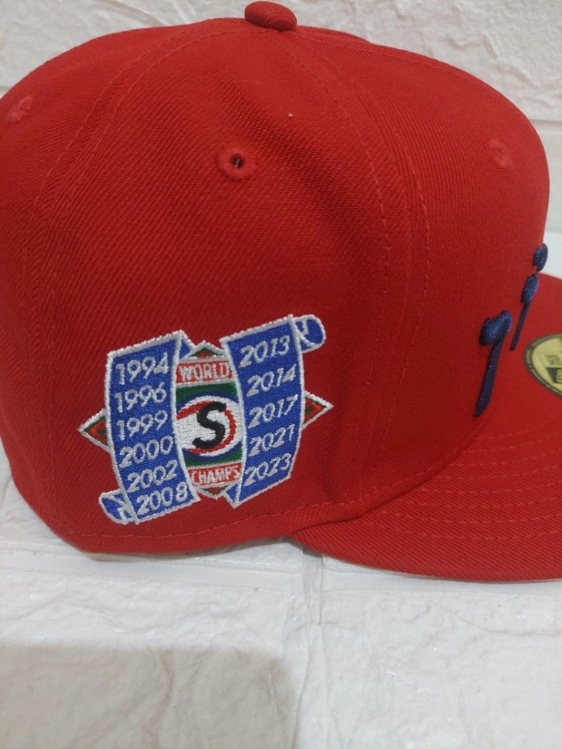 New era Supreme Hebrew, Fesyen Pria, Aksesoris, Topi di Carousell