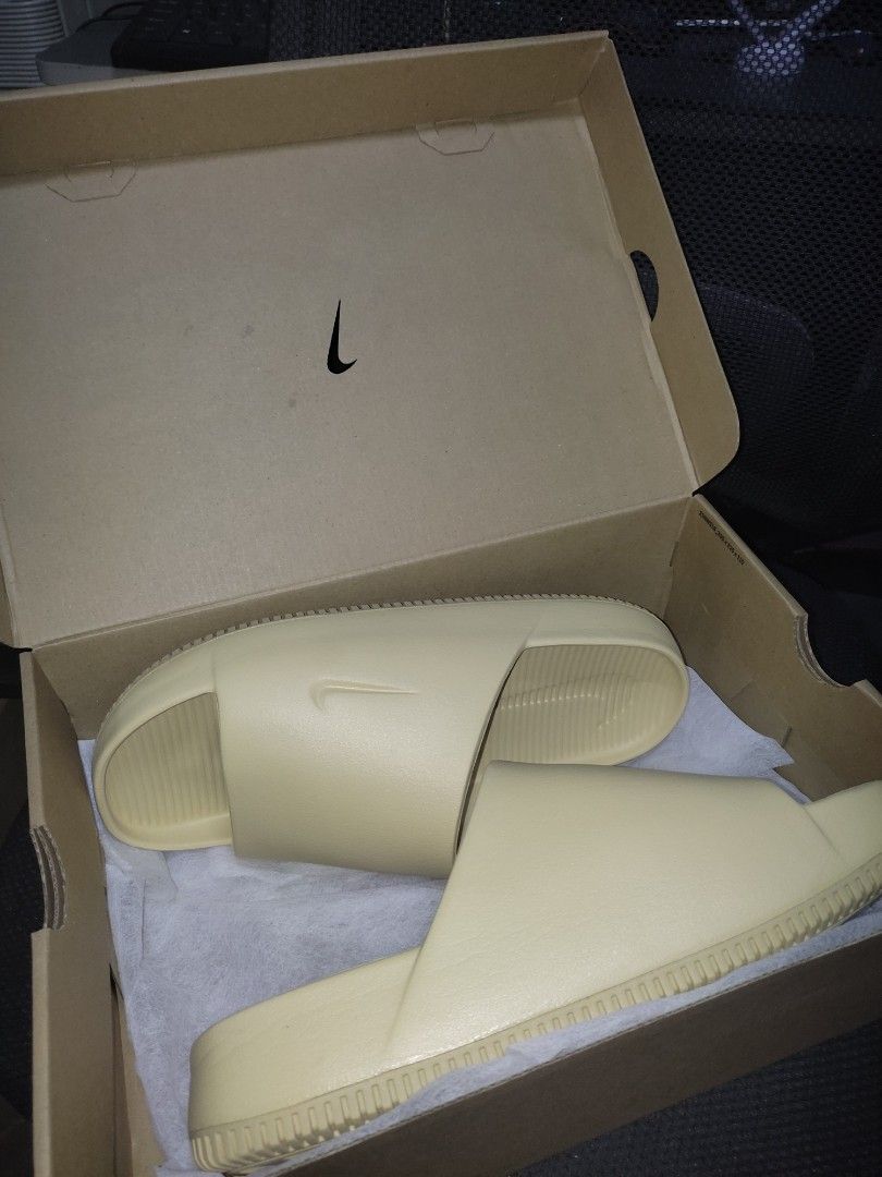 Nike Clam Slide - Sesame, Men's Fashion, Footwear, Slippers & Slides on ...