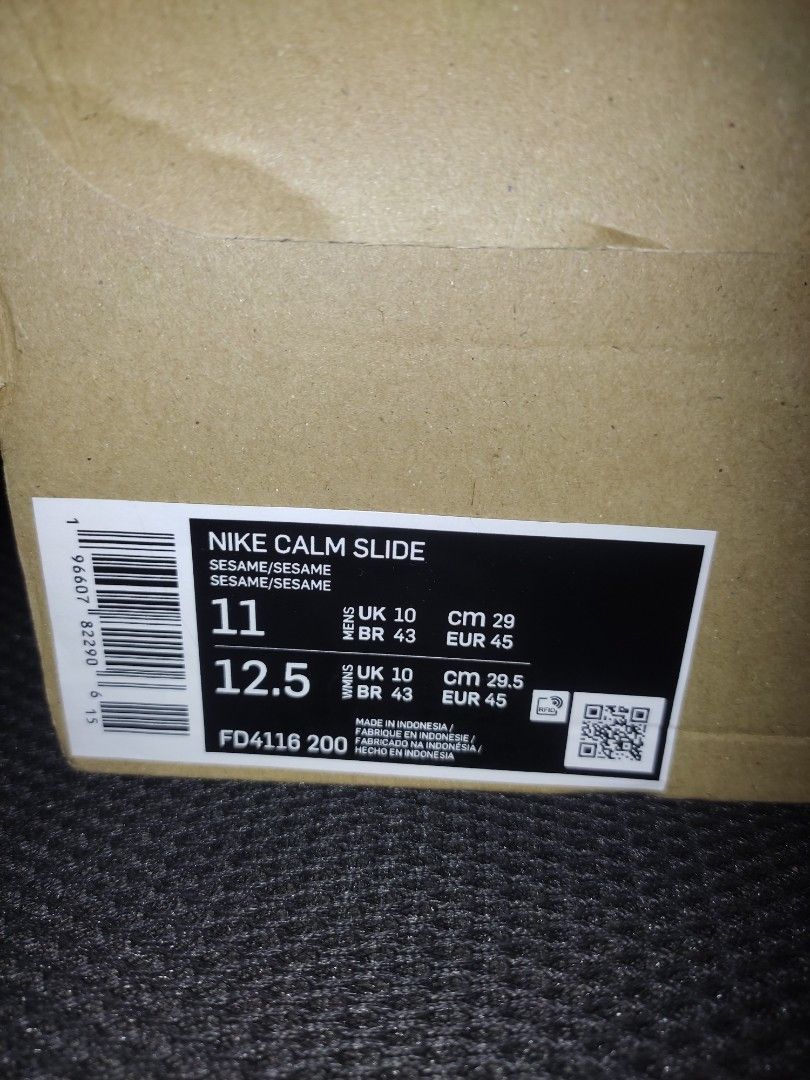 Nike Clam Slide - Sesame, Men's Fashion, Footwear, Slippers & Slides on ...