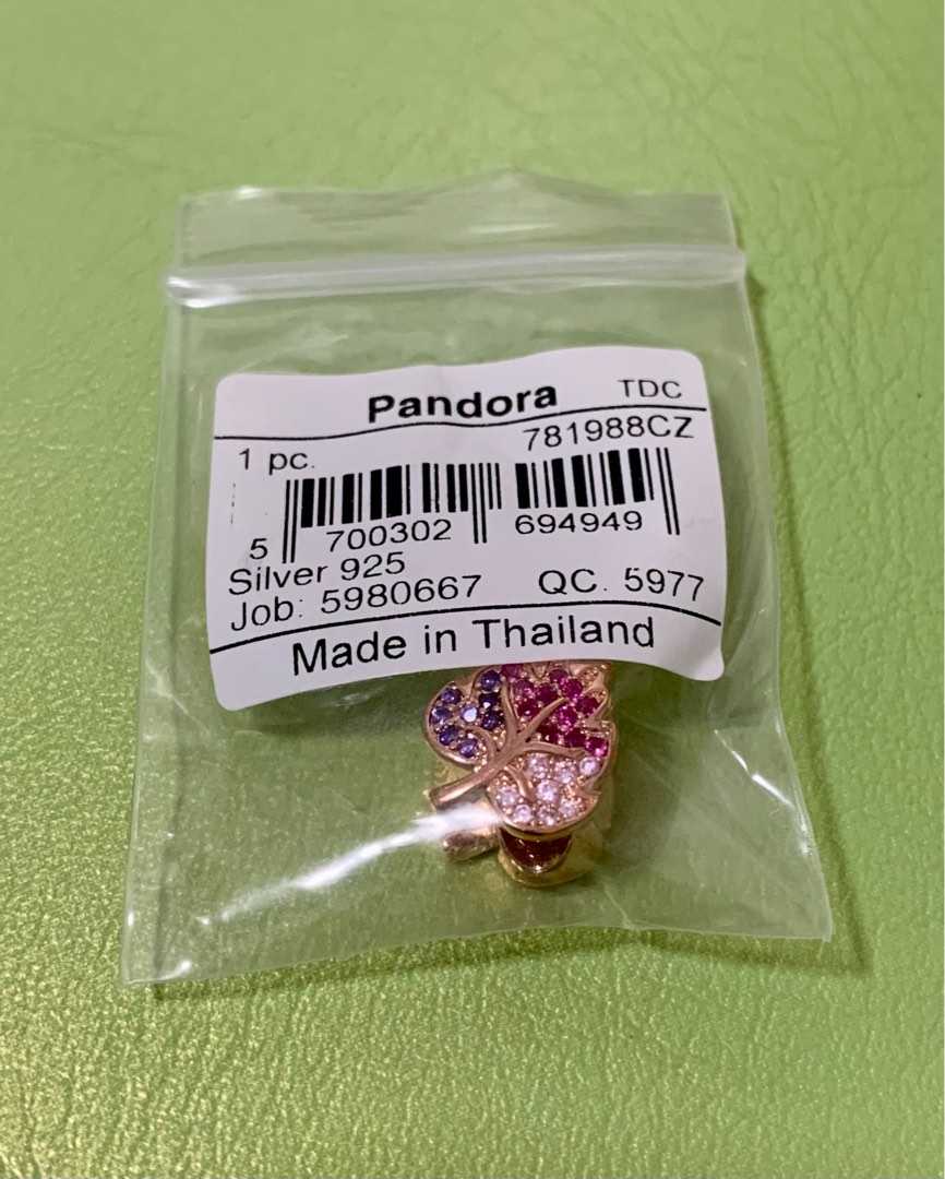 Pandora Sparkling Pave Leaf Rose Charm, Women's Fashion, Jewelry ...