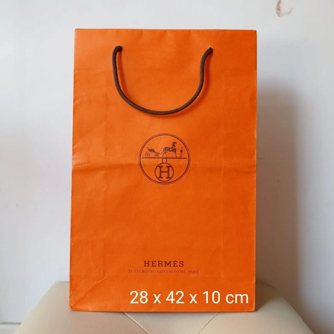Paper Bag hermes medium original / paper bag hermes asli / box hermes, Serba Serbi, Others di ...