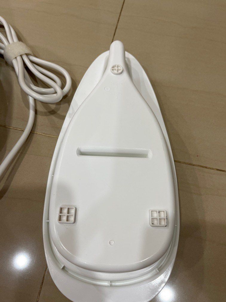 Philips iron GC7933/36, TV & Home Appliances, Irons & Steamers on Carousell