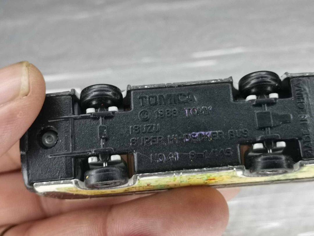 preowned vintage 1988 isuzu super hi decker bus diecast toy, Hobbies ...