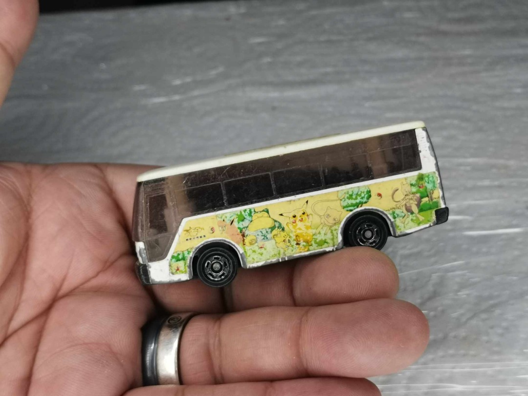 preowned vintage 1988 isuzu super hi decker bus diecast toy, Hobbies ...