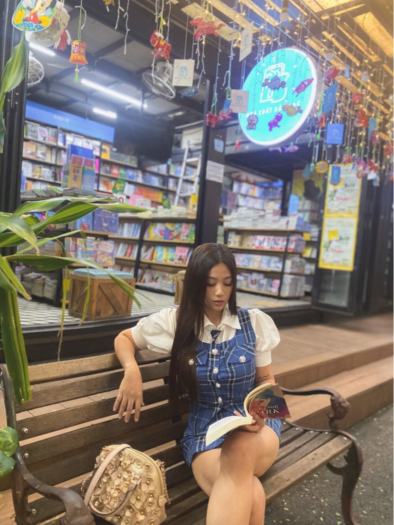 Preppy set (white puff sleeve top, skort, vest, tie), Women's Fashion ...