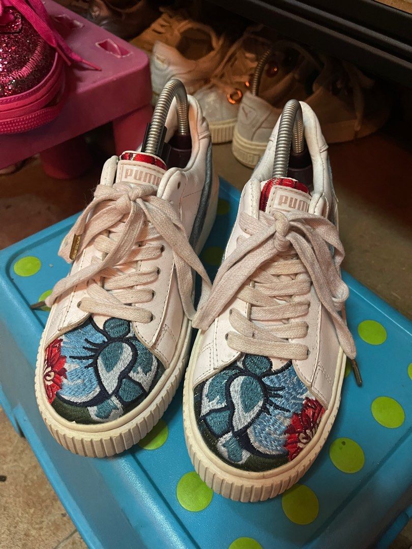 Puma Flower Embroidery, Women's Fashion, Footwear, Sneakers on Carousell