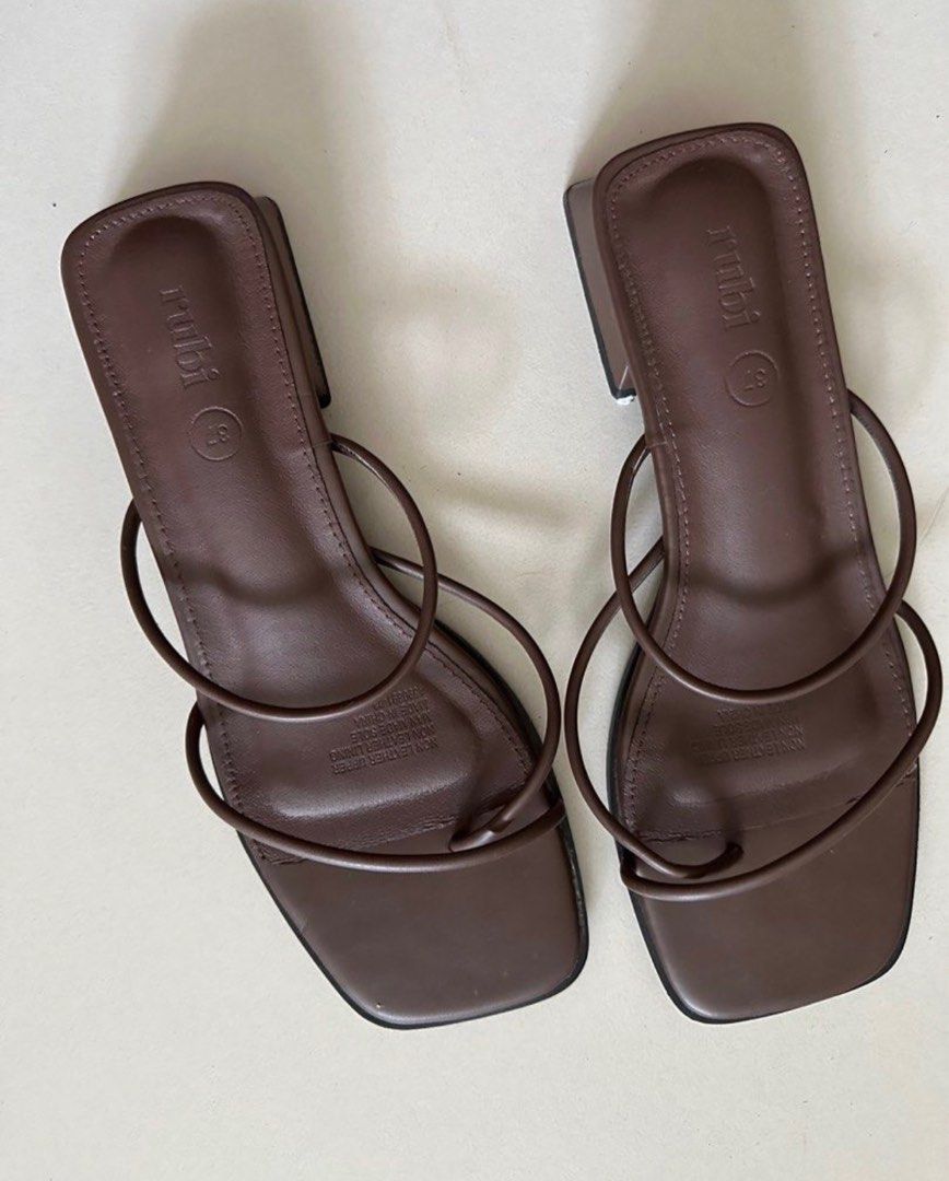 Rubi sandals flat, Women's Fashion, Footwear, Sandals on Carousell