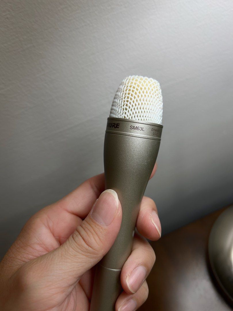 Shure SM63L XLR handheld interview microphone, Audio, Microphones on ...