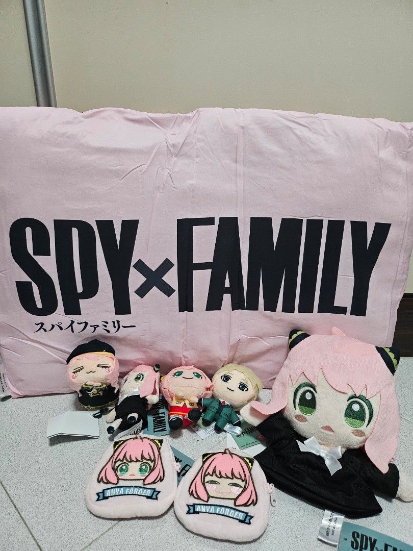 SPY x FAMILY anya set, Hobbies & Toys, Memorabilia & Collectibles, Fan ...