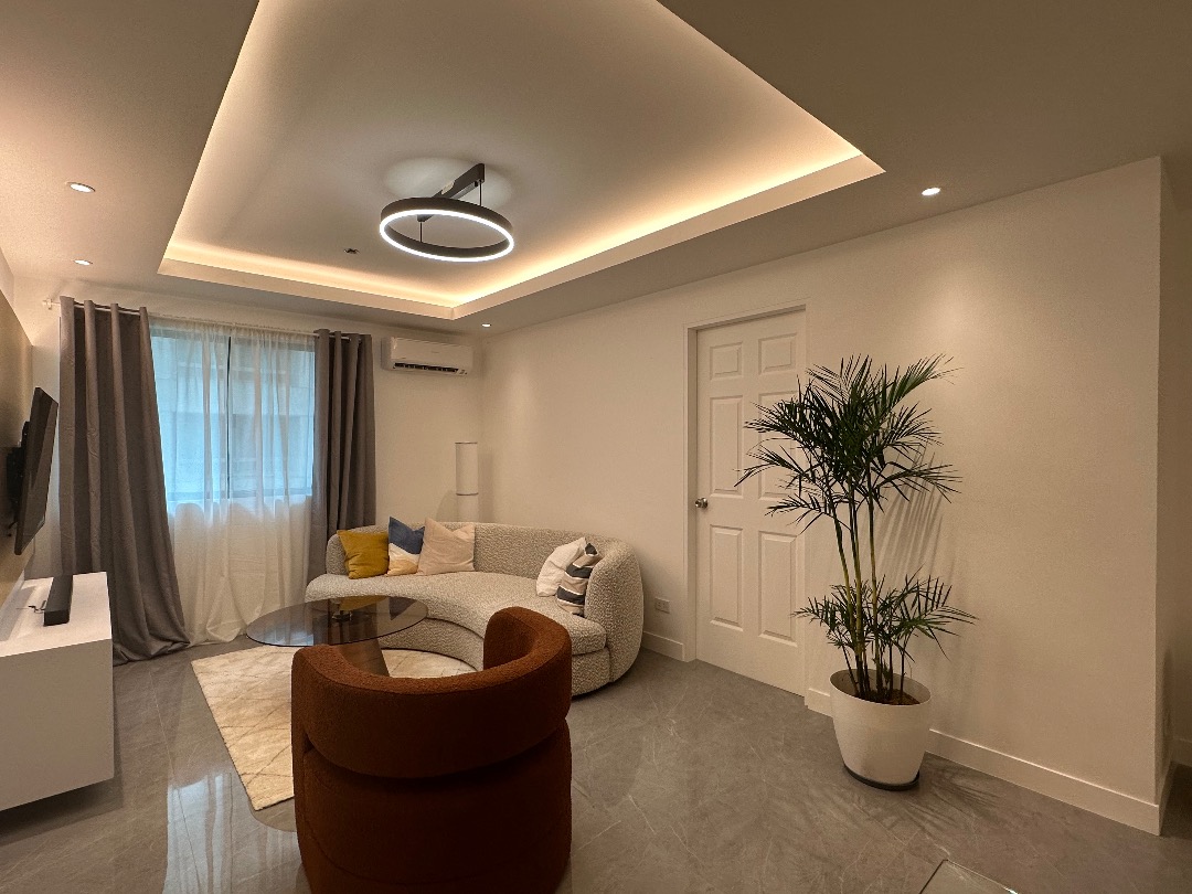 Stunning newly renovated combined Unit in Alpha Salcedo, Makati City ...