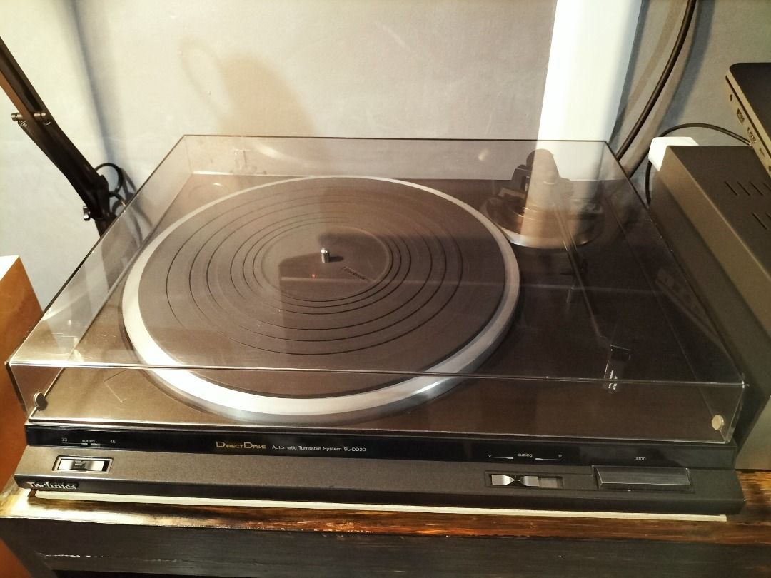 Technics Turntable, Audio, Other Audio Equipment on Carousell