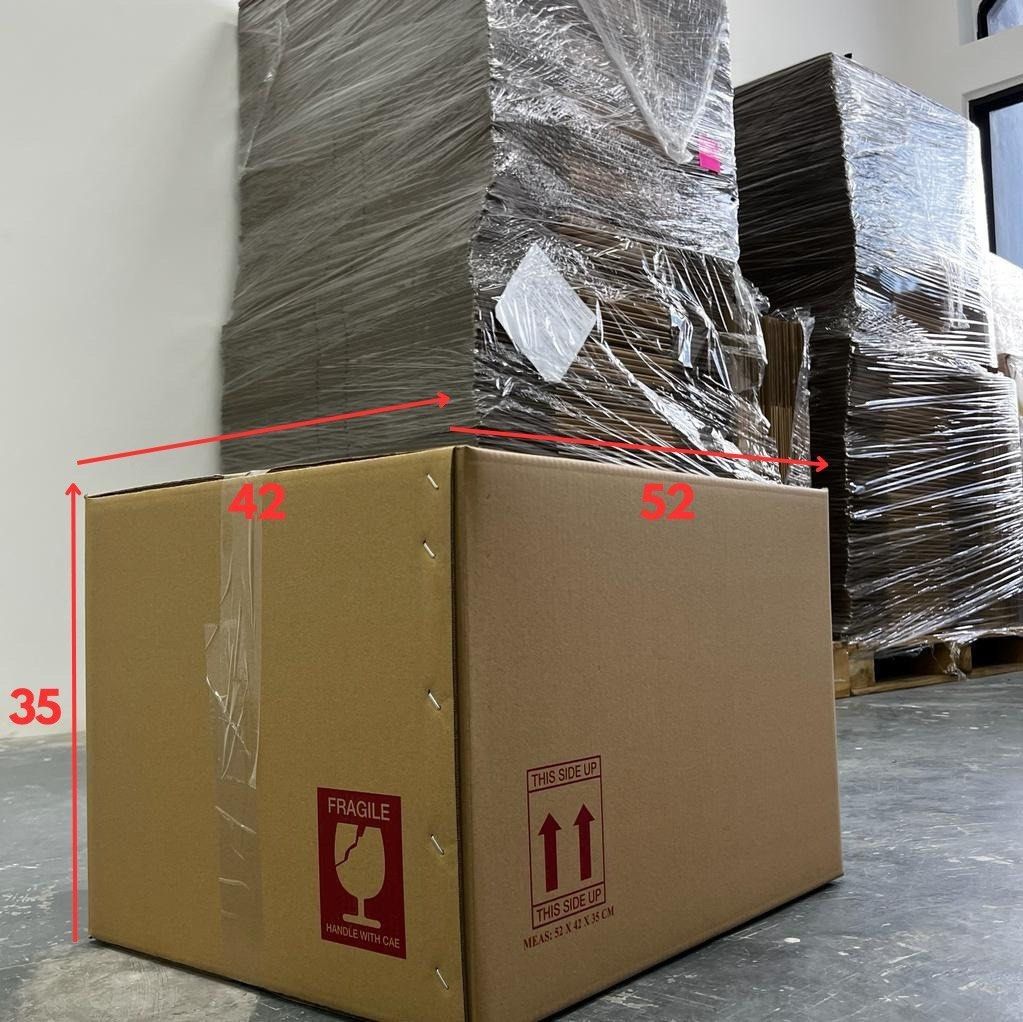 Three Pallets of about 300 Flattened Unused Carton Boxes, Furniture ...
