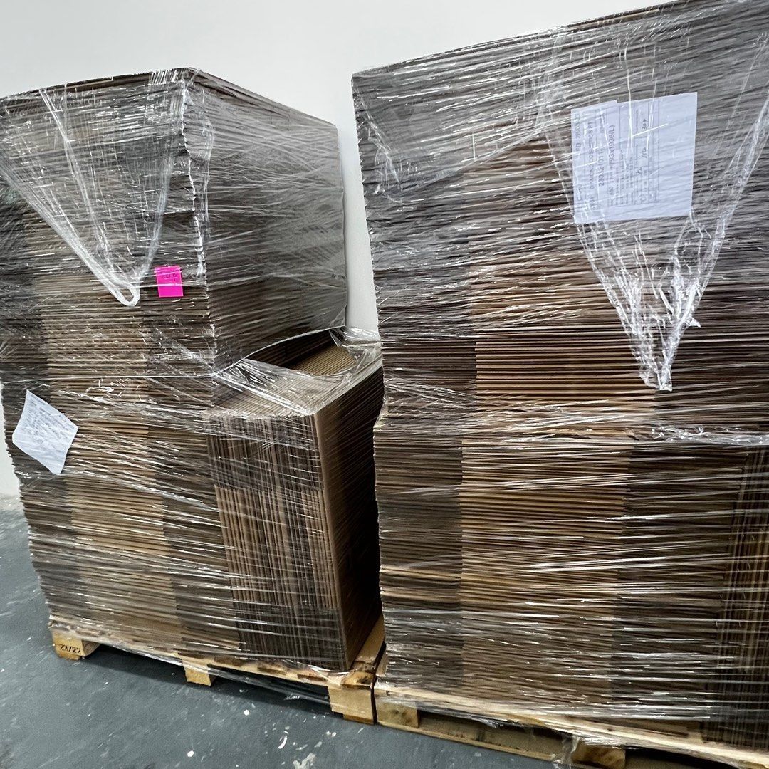 Three Pallets of about 300 Flattened Unused Carton Boxes, Furniture ...