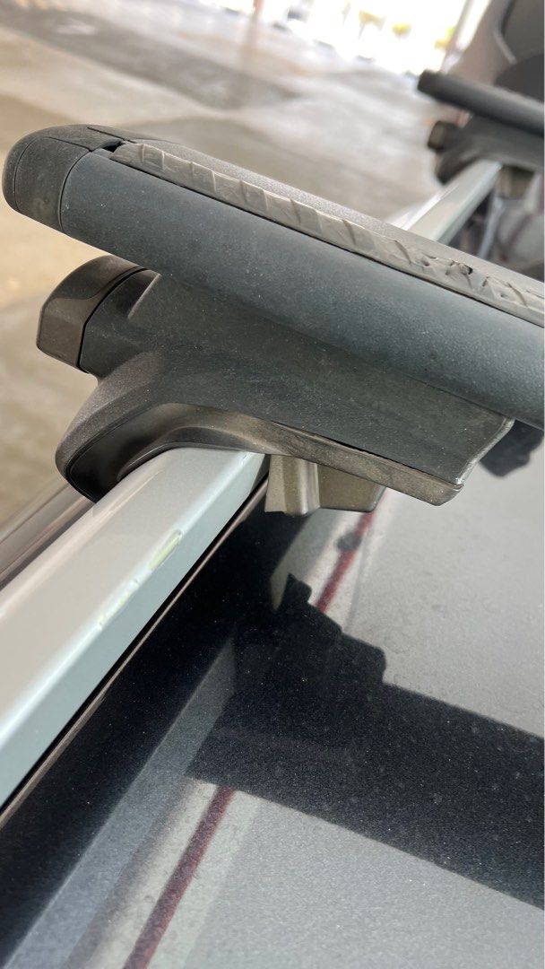 THULE Roof Rail Rack System, Car Accessories, Accessories on Carousell