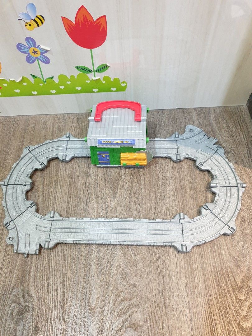 Train track/ Thomas's tain track, Hobbies & Toys, Toys & Games on Carousell