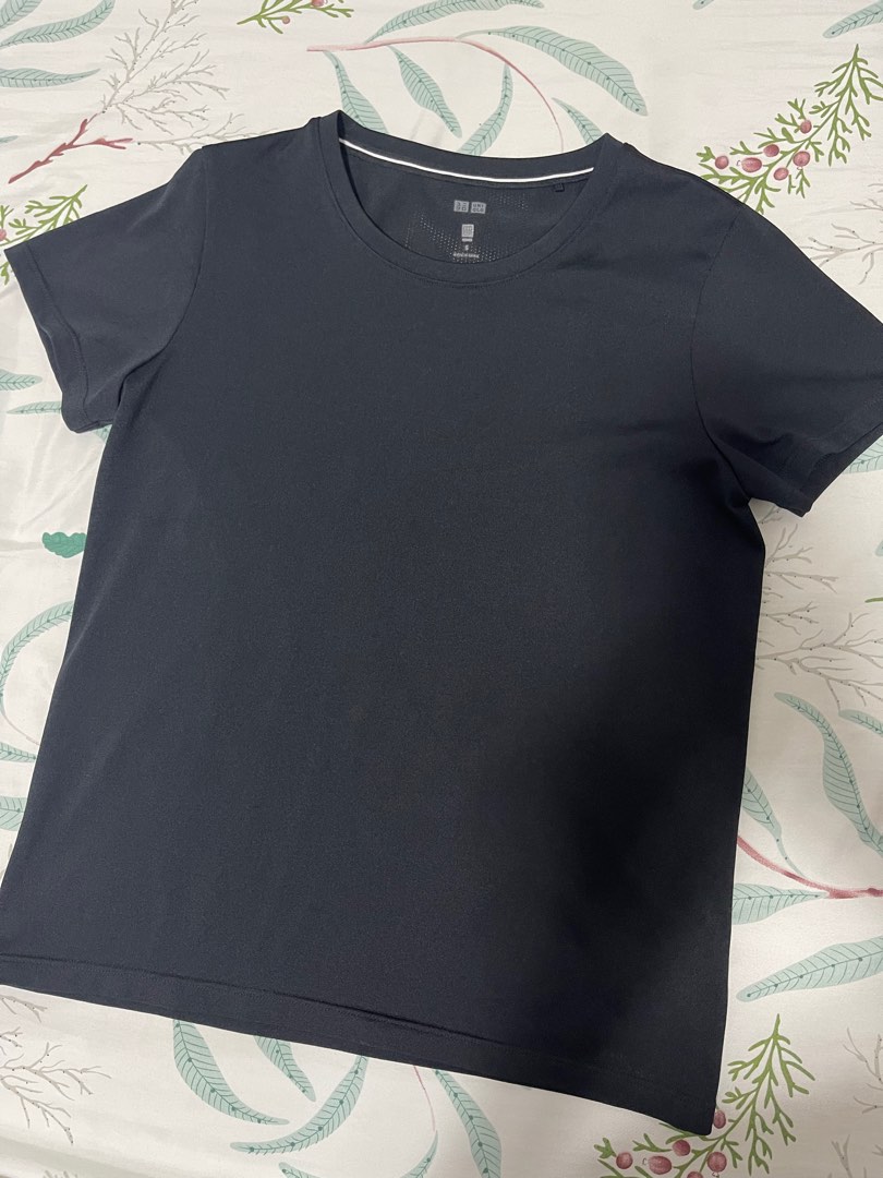 Uniqlo Dry Ex, Women's Fashion, Tops, Shirts on Carousell