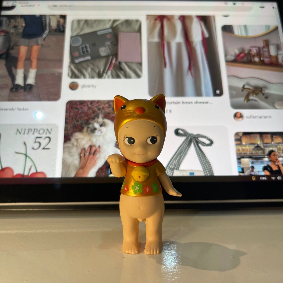 WTS Sonny Angel - Golden Lucky Cat, Hobbies & Toys, Toys & Games on ...