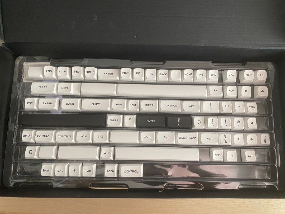 Akko MDA PBT double shot keycap set, Computers & Tech, Parts ...