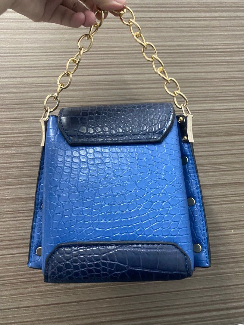 Alexandra Michelle Bag, Women's Fashion, Bags & Wallets, Shoulder Bags ...