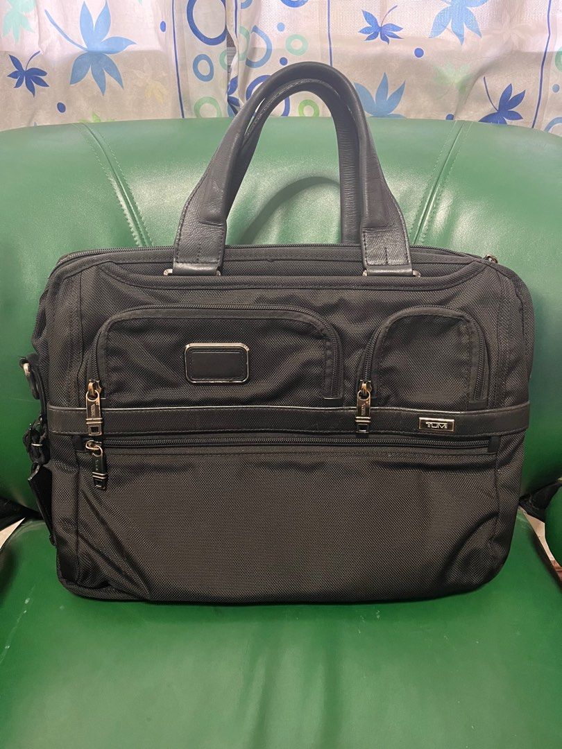 Auth TUMI laptop bag, Men's Fashion, Bags, Briefcases on Carousell
