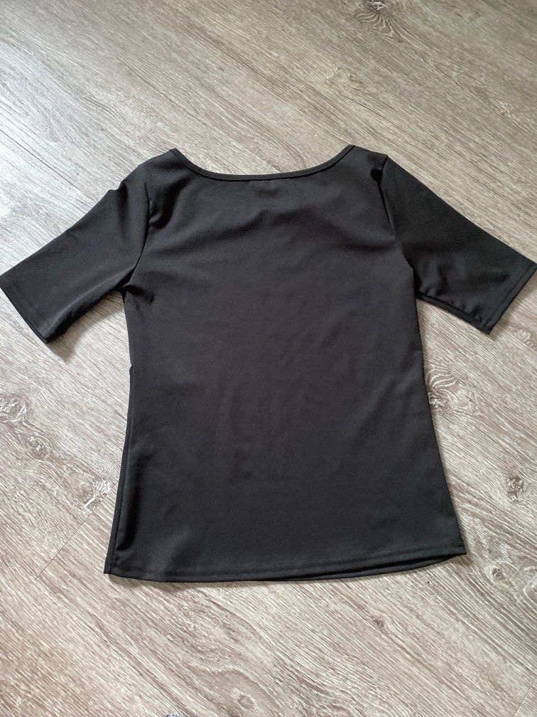 Basic Black Top, Women's Fashion, Tops, Blouses on Carousell