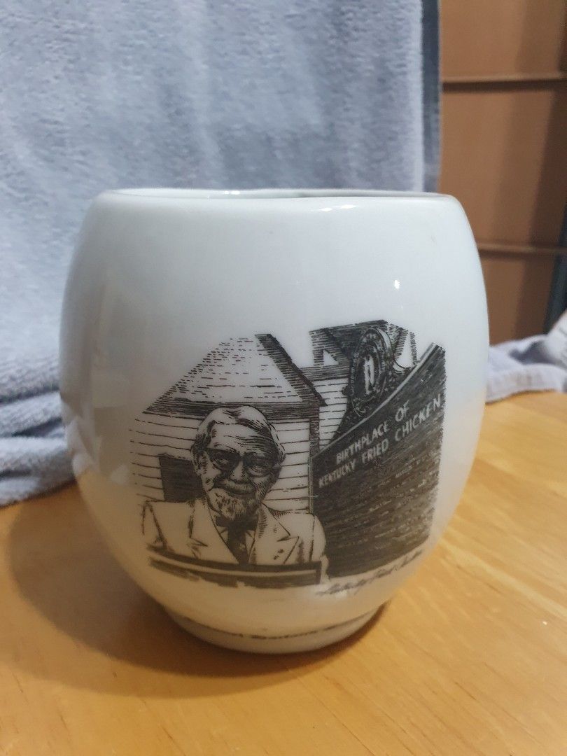 Brand new Colonel Sanders mug, Hobbies & Toys, Memorabilia ...