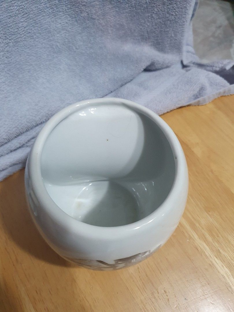 Brand new Colonel Sanders mug, Hobbies & Toys, Memorabilia ...