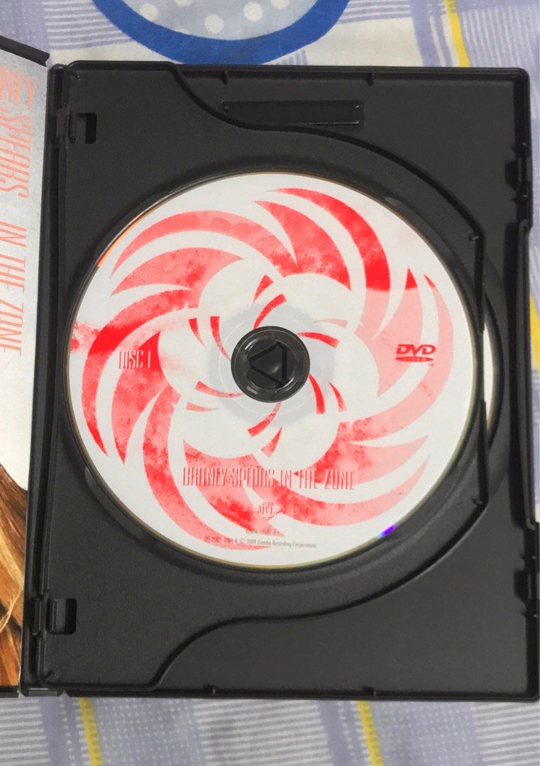 BRITNEY SPEARS -IN THE ZONE DVD READ TRACKS, Hobbies & Toys, Music ...
