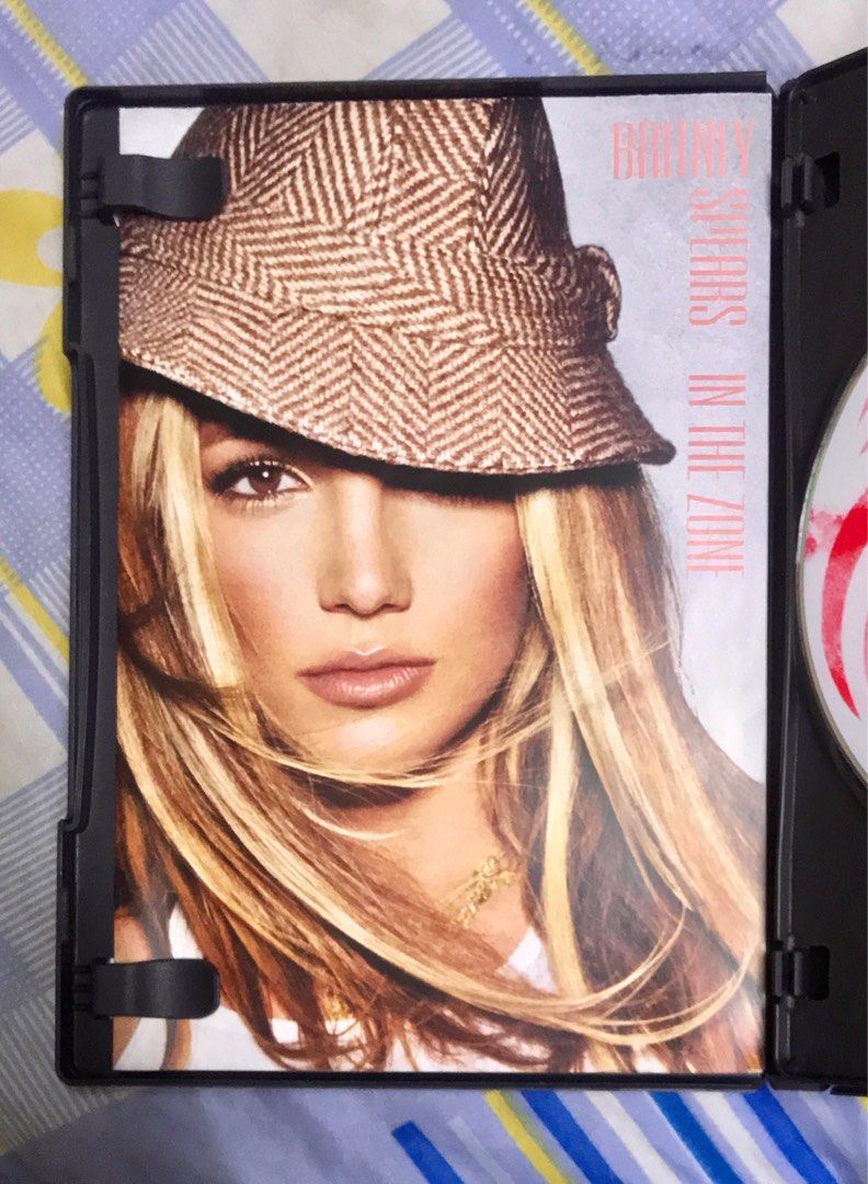 BRITNEY SPEARS -IN THE ZONE DVD READ TRACKS, Hobbies & Toys, Music ...