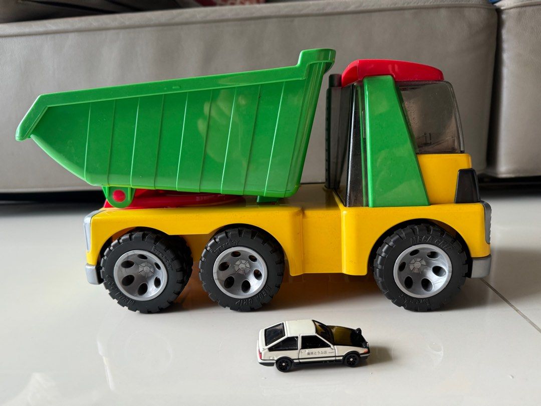 Brudder truck, Hobbies & Toys, Toys & Games on Carousell