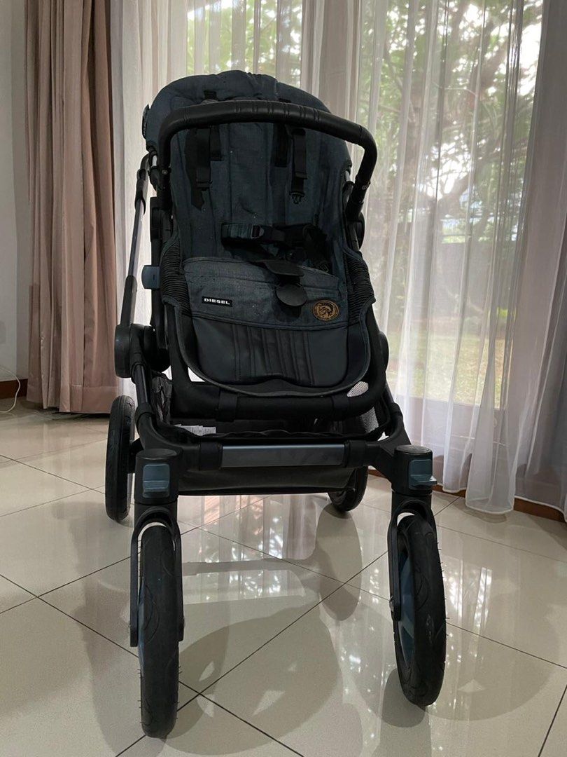 Bugaboo Diesel Limited Edition, Bayi & Anak, Kereta, Kursi Goyang ...