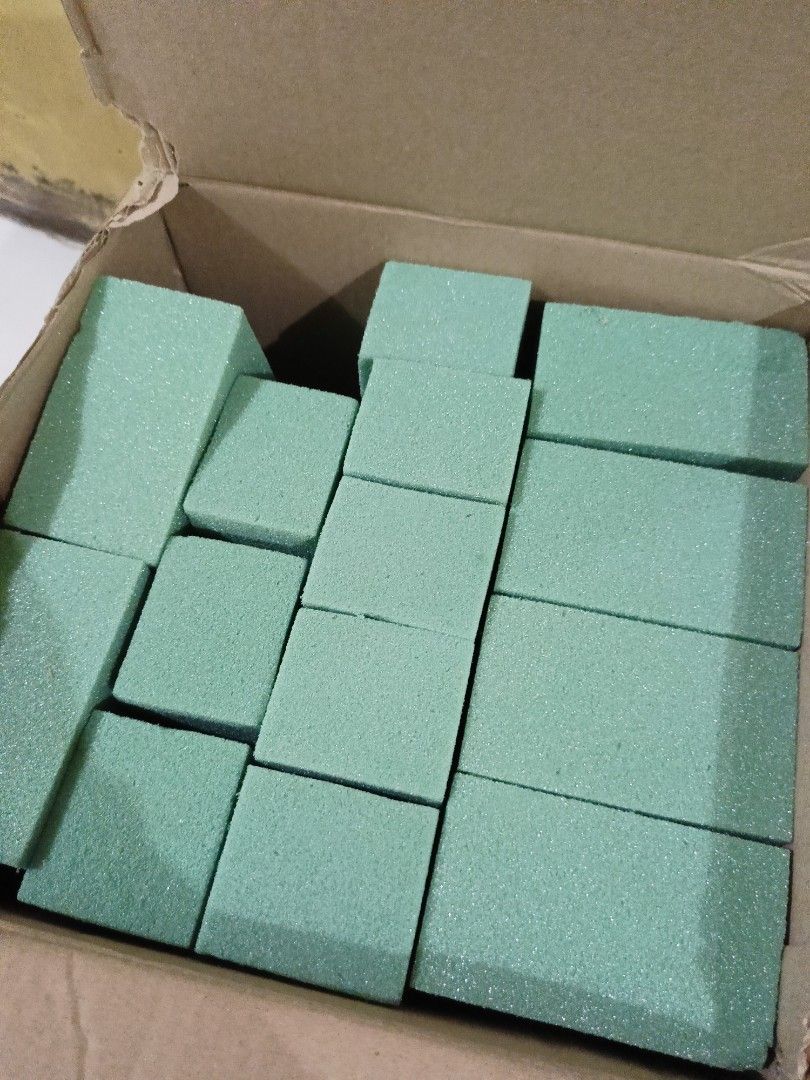 BUSA KERING dekorasi bunga, Buku & Alat Tulis, Alat Tulis di Carousell