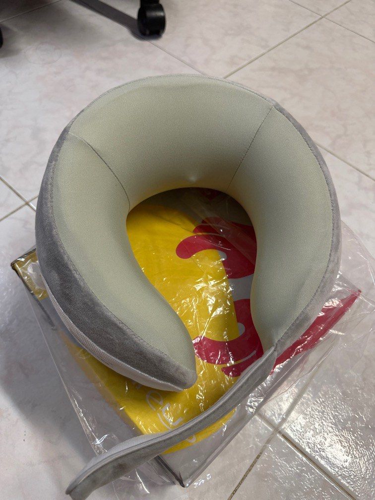 Careup U型電動按摩枕 U Pillow 7C-AM-01-U, 美容＆個人護理, 沐浴＆身體護理, 沐浴及身體護理 - 身體護理 ...