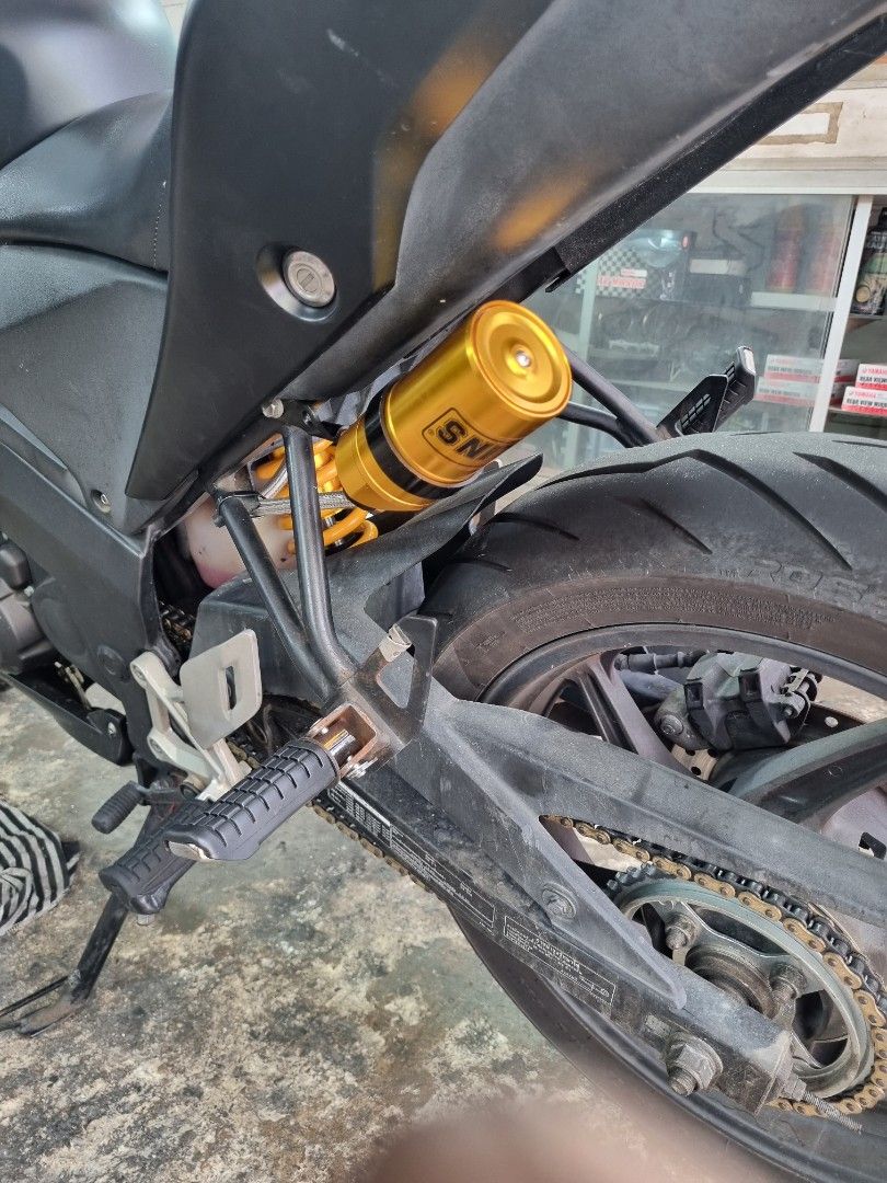 CBR150R THAILAND model Pro-Performance suspension adjustable preload rebound n compression ...