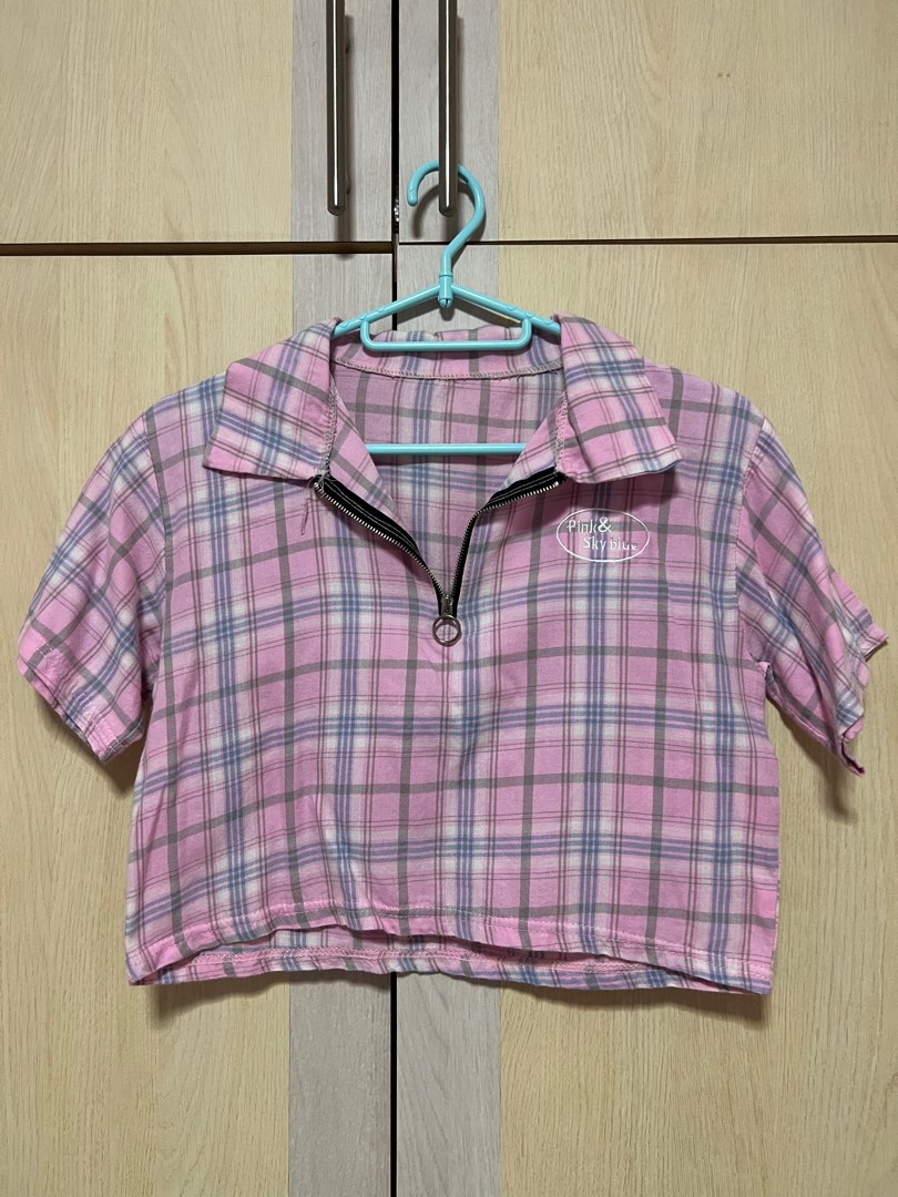 Checkered Crop Top, Women's Fashion, Tops, Other Tops on Carousell