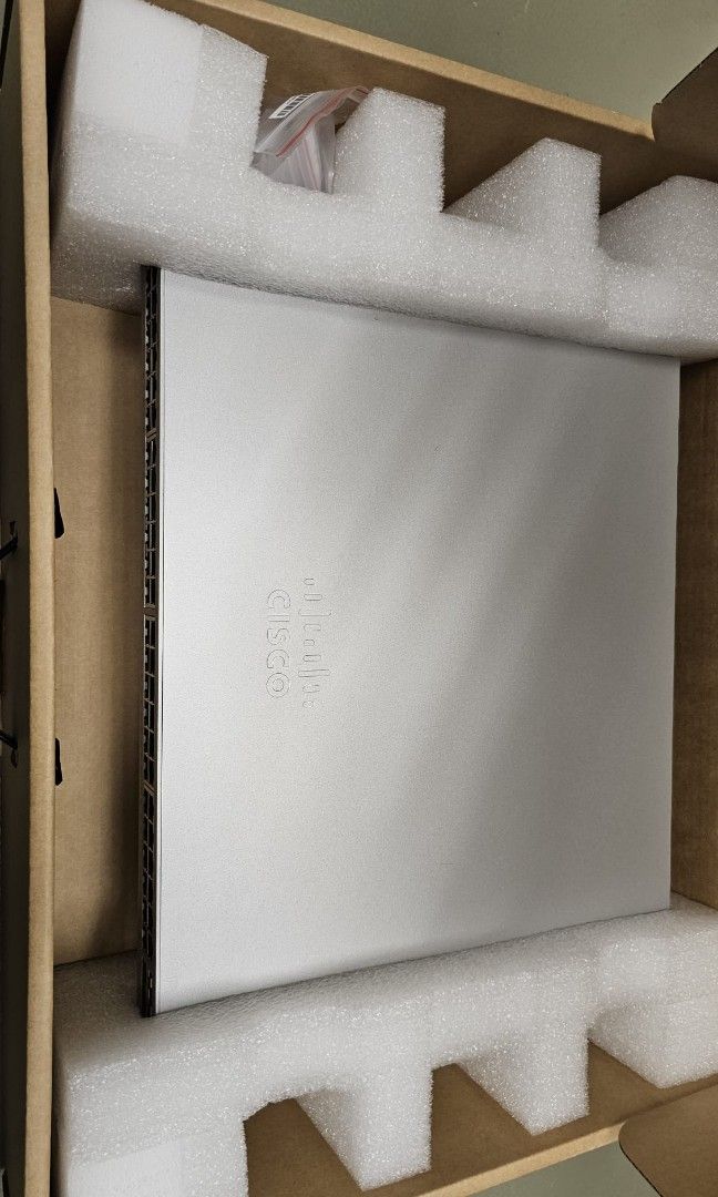 MERAKI MS120-48LP 當parts 賣, 電腦＆科技, 商務用科技產品 - Carousell