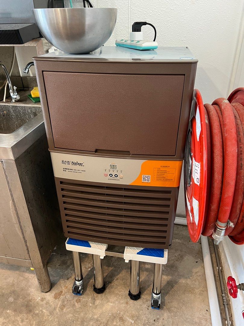 Commercial ice maker 70-80kg, Furniture & Home Living, Furniture, Other ...