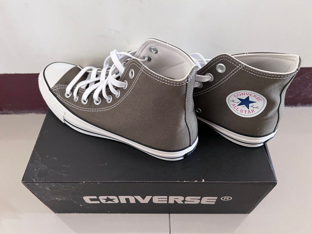 Converse 100週年系列 高筒帆布鞋, 她的時尚, 鞋類, 平底鞋、休閒鞋在旋轉拍賣