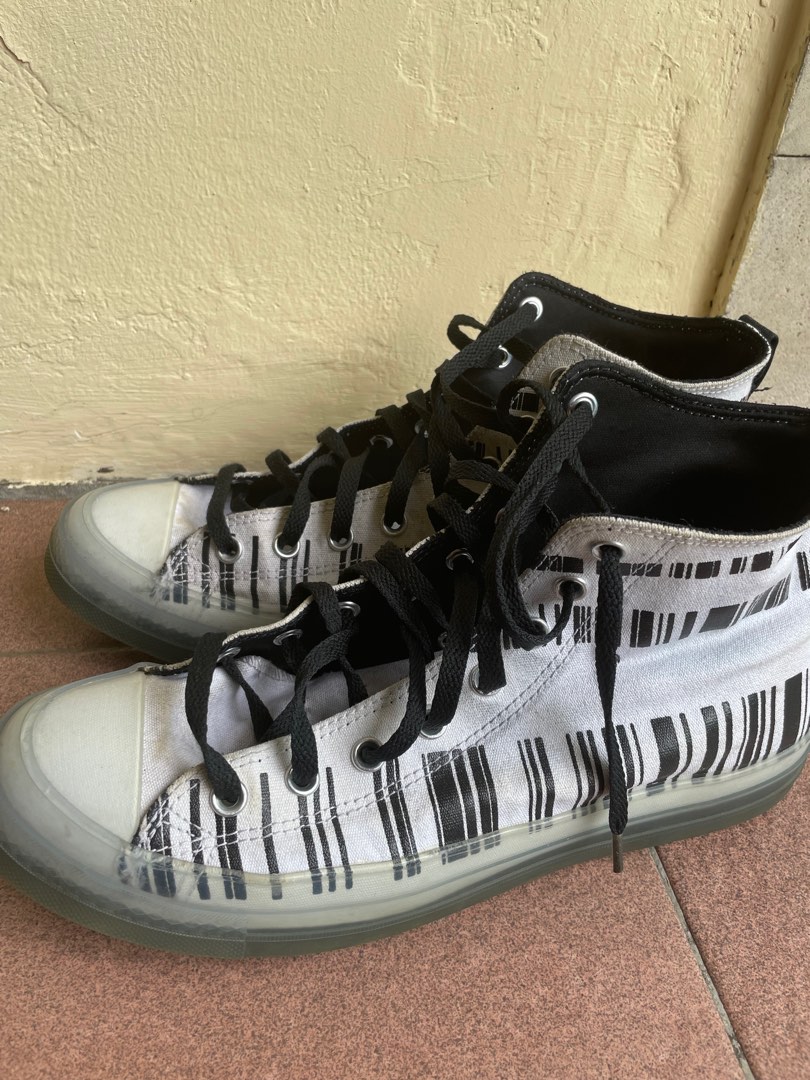 Converse CX Transluscent Barcode A02600C Size 45, Fesyen Pria, Sepatu ...